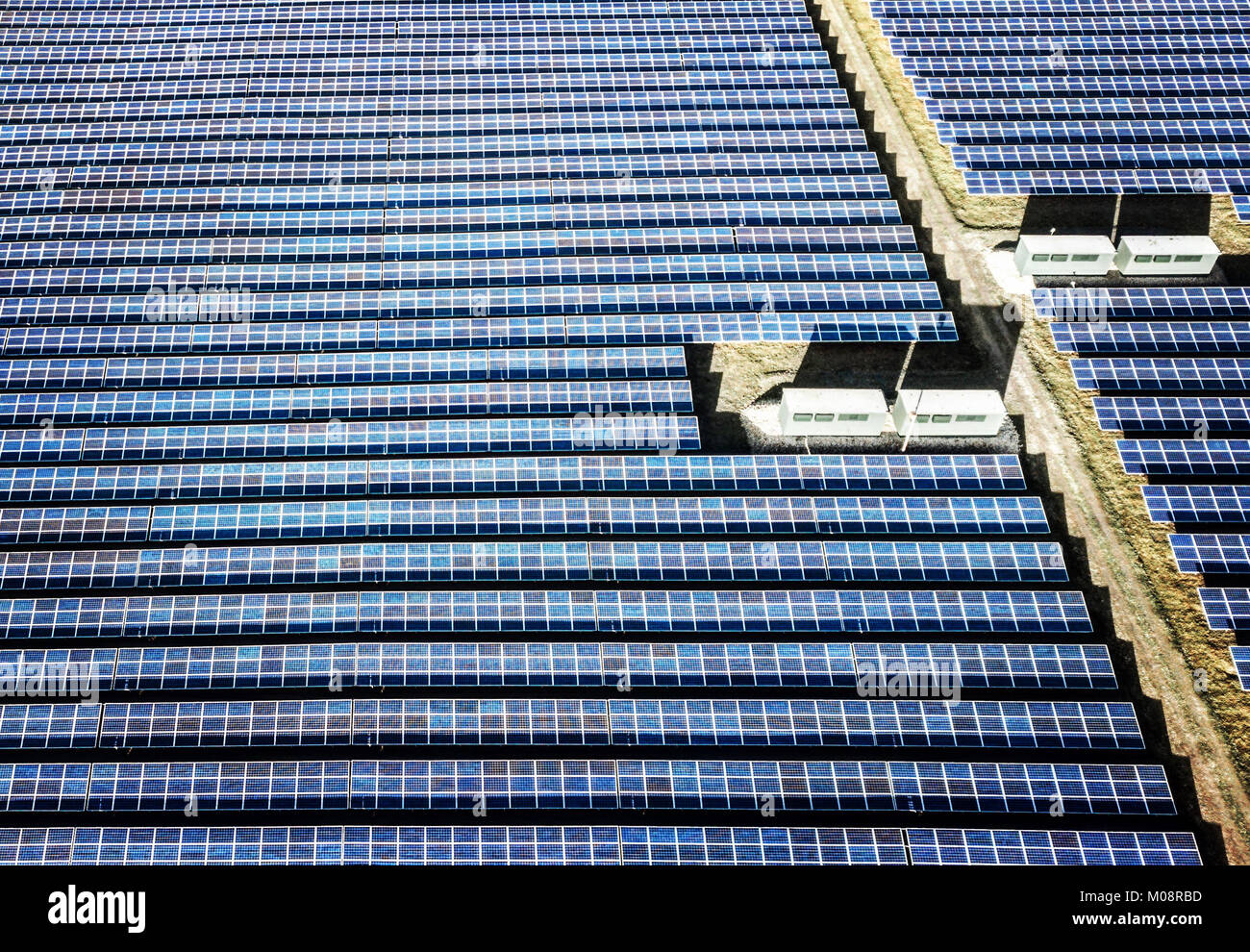 Passive solar heat hi-res stock photography and images - Alamy