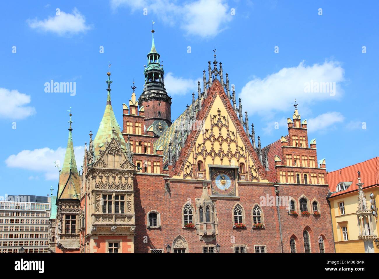 Wroclaw city hall hi-res stock photography and images - Alamy
