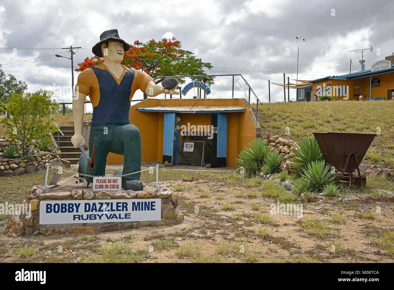 Rubyvale australia hi-res stock photography and images - Alamy