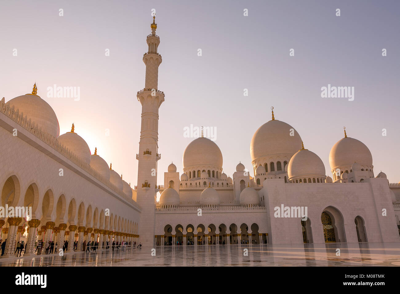 Sheikh Zayed Grand Mosque Stock Photo - Alamy