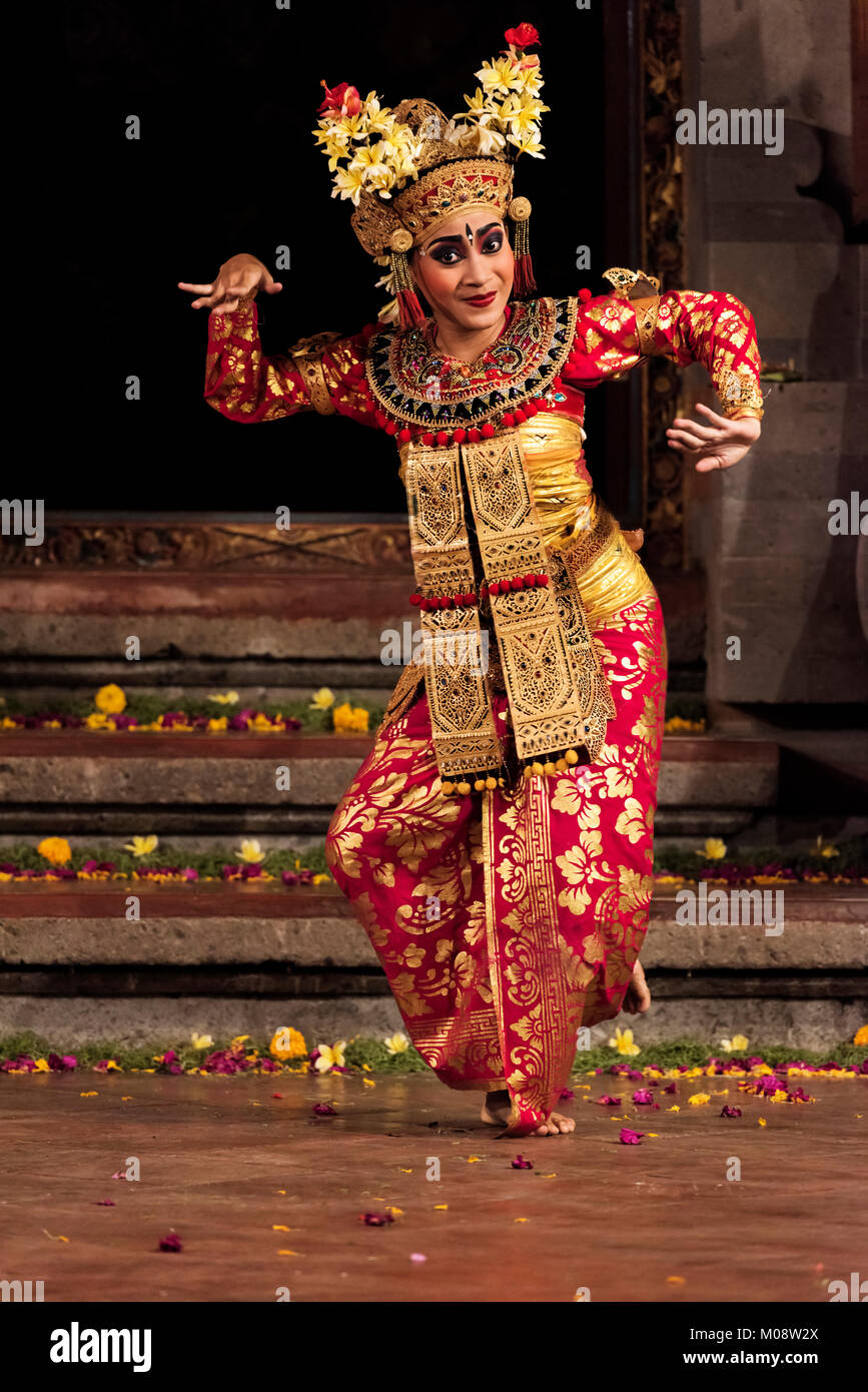 Bali, Indonesia - October 2015: Balinese dancers wearing traditional ...