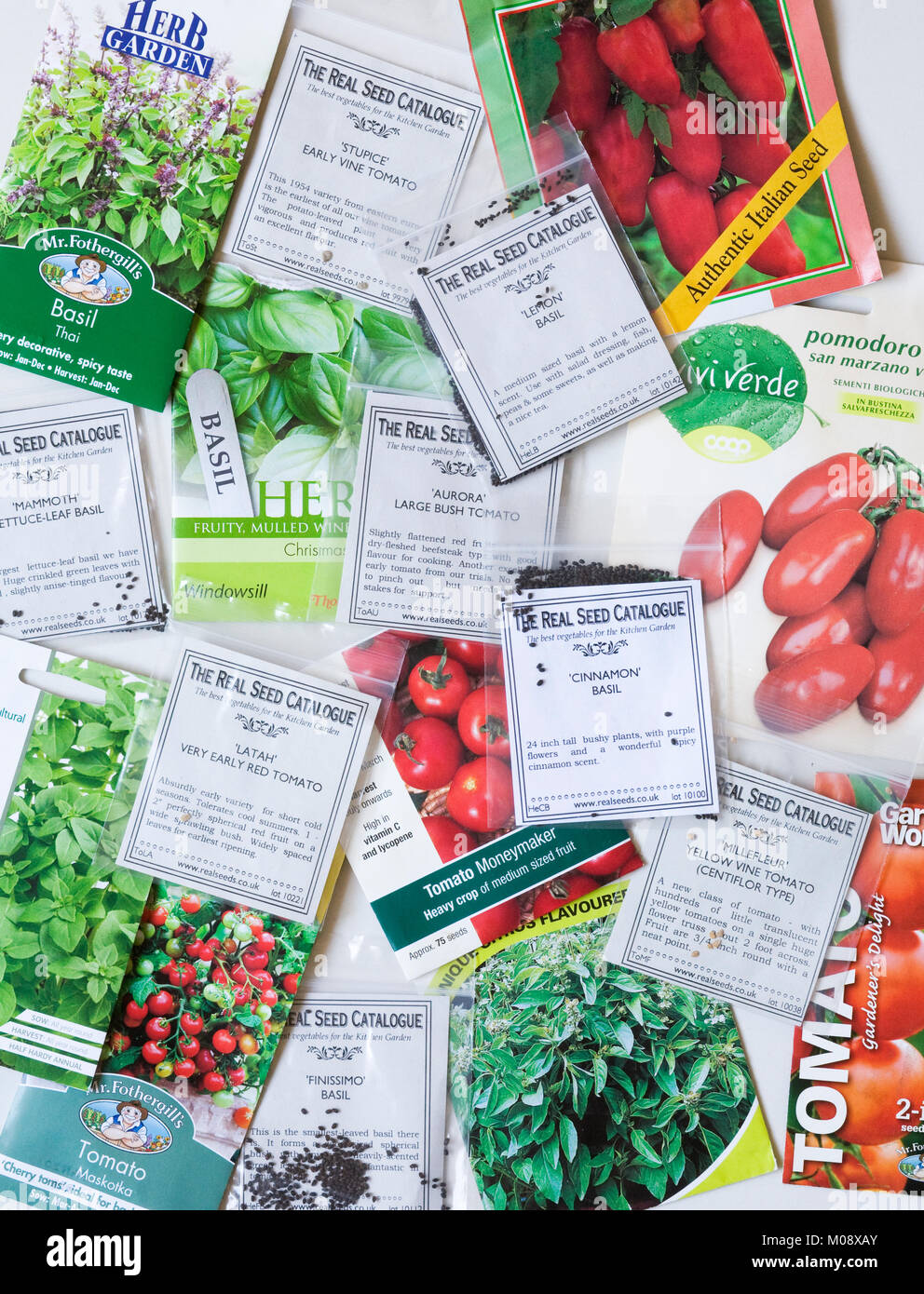 Packets of seeds hi-res stock photography and images - Alamy