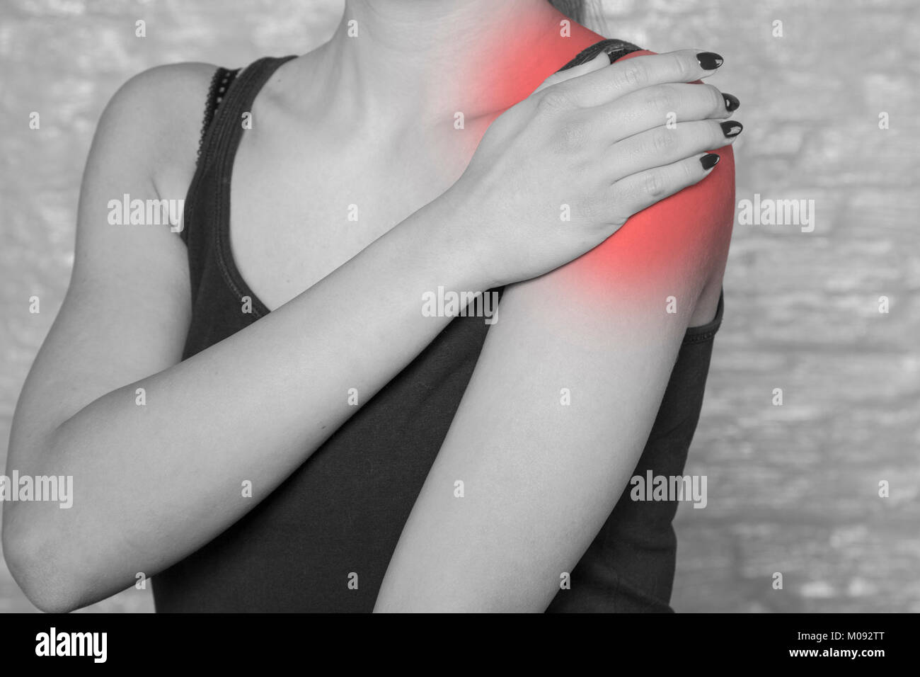 shoulder pain due to work injury Stock Photo - Alamy