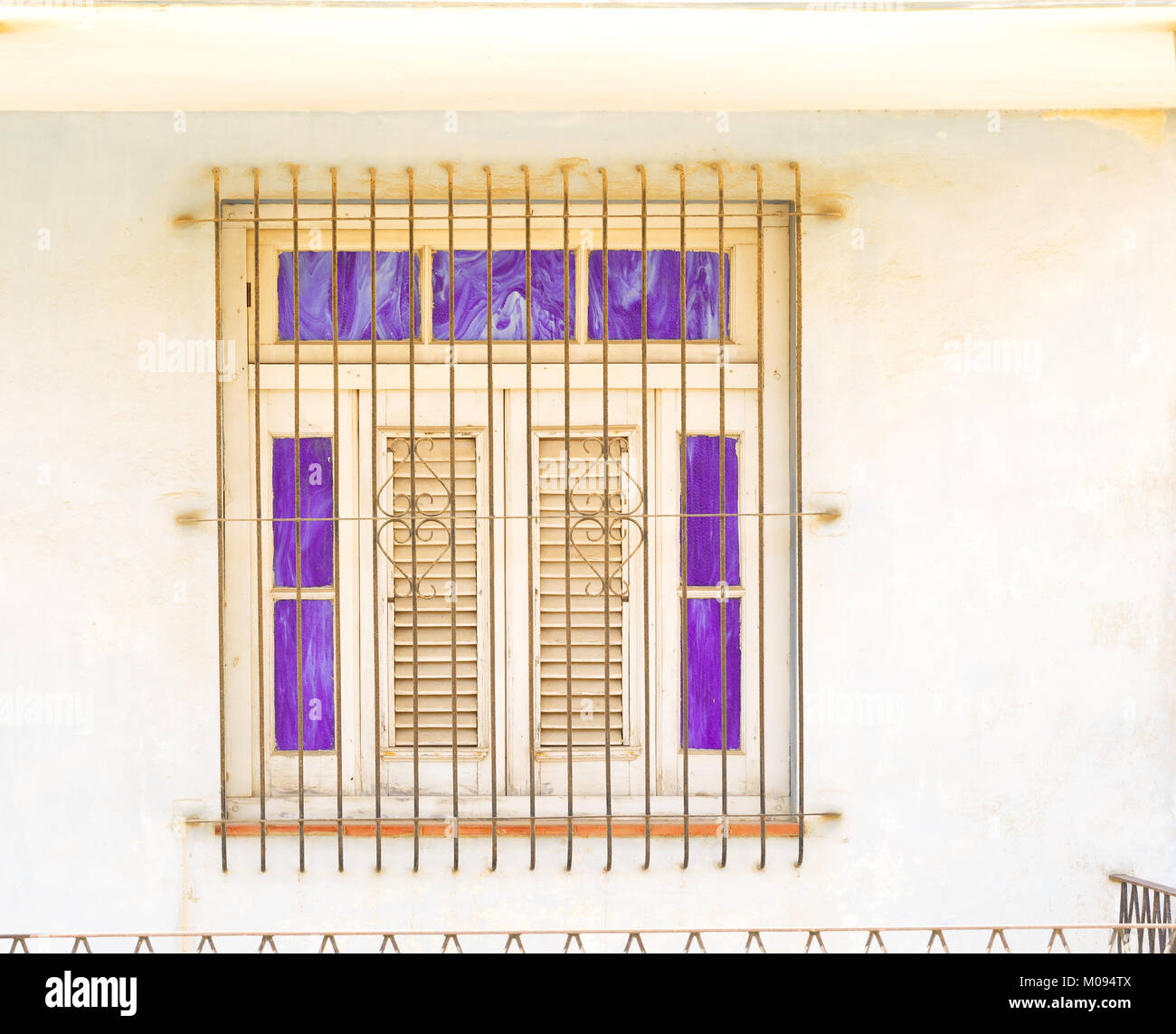 Cuba havana stained glass in window hi-res stock photography and images ...