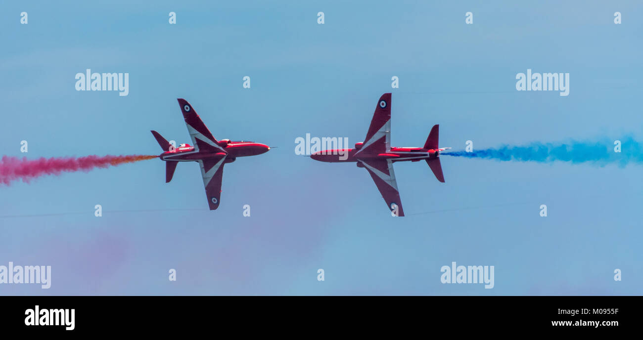 Red Arrows in Flight Stock Photo - Alamy