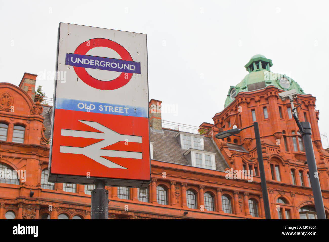 Old street tube station hi-res stock photography and images - Alamy