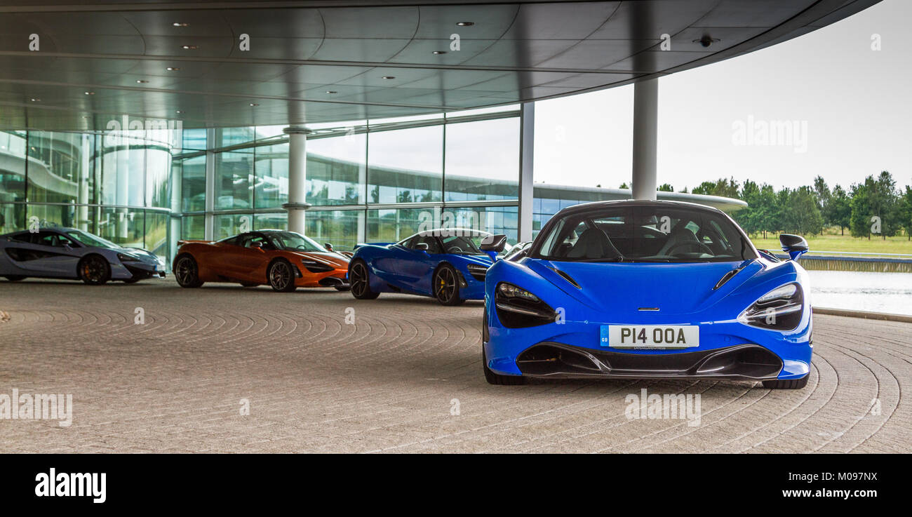 Goodwood group horse hi-res stock photography and images - Alamy