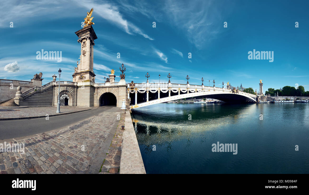 Panoramic image of Alexander Bridge in Paris on a bright sunny day ...