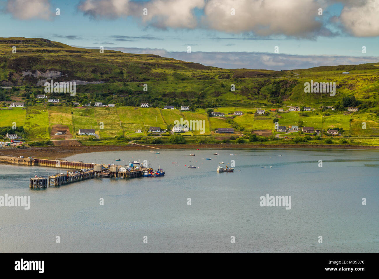 Uig harbour hi-res stock photography and images - Alamy