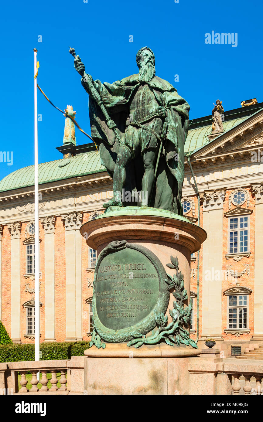 amazing statue of king gustav in front of riddarhuset Stock Photo - Alamy