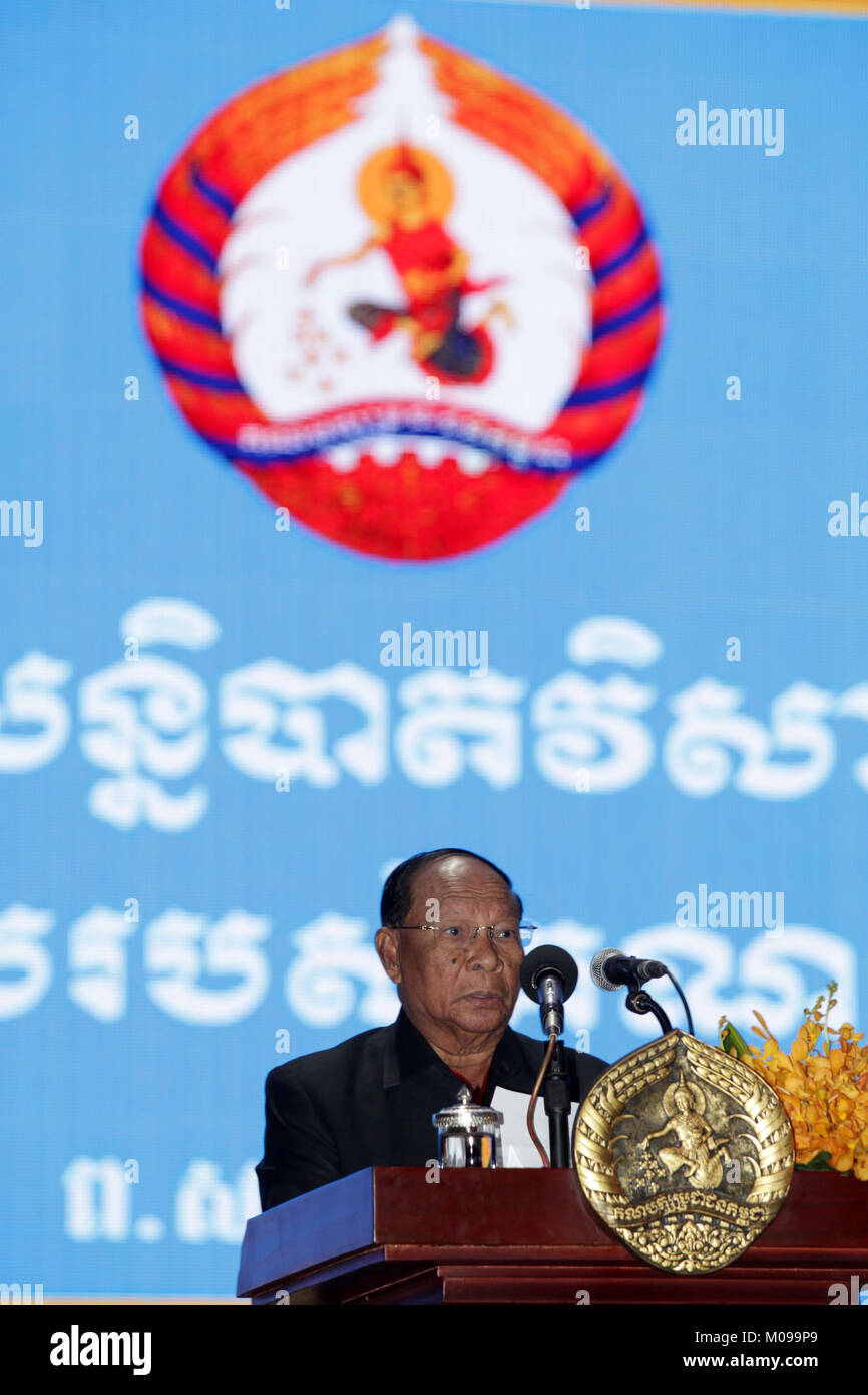 Heng samrin hi-res stock photography and images - Alamy