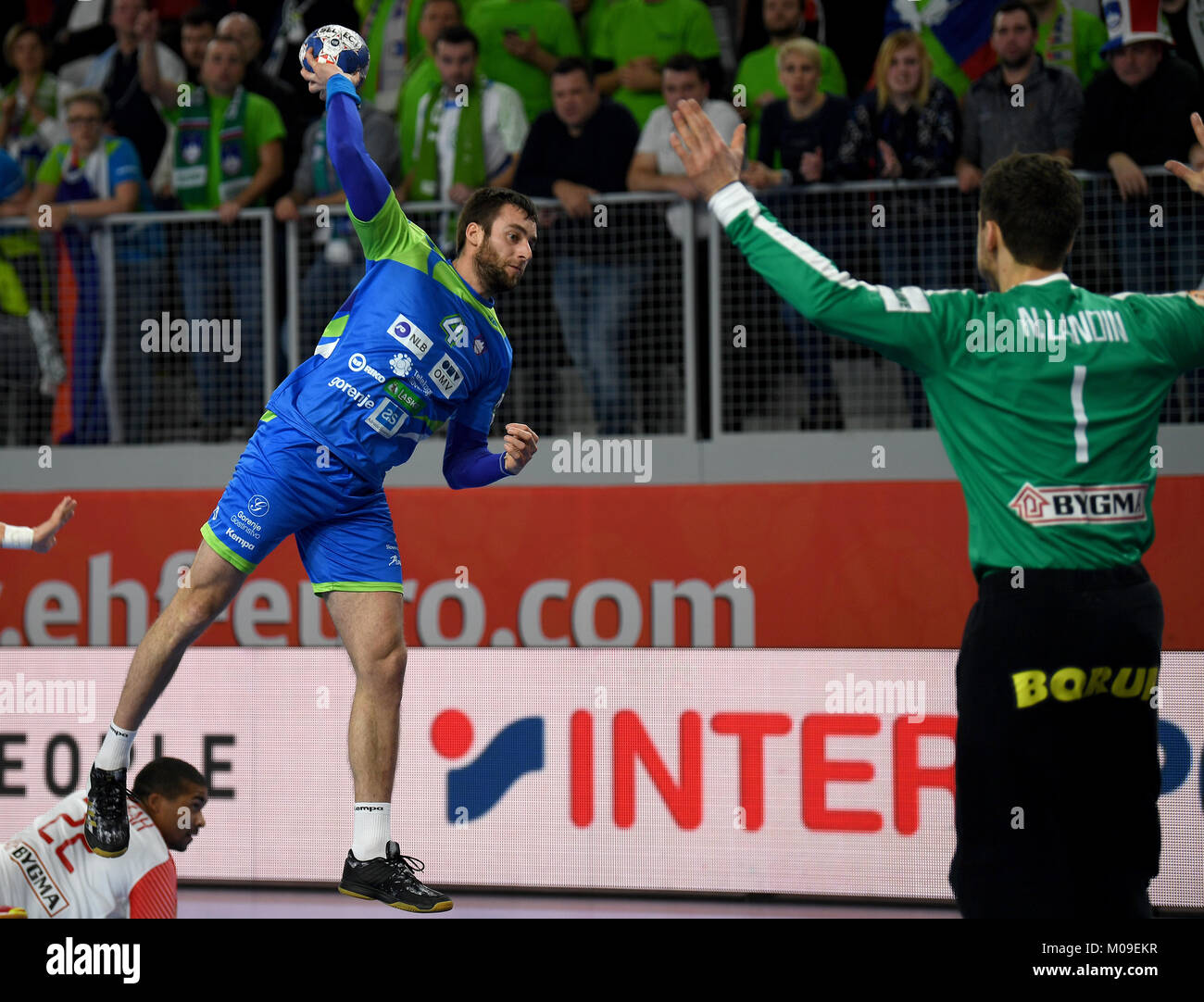 Varazdin, Croatia. 19th Jan, 2018. Slovenia's Matic Verdinek (L) in ...