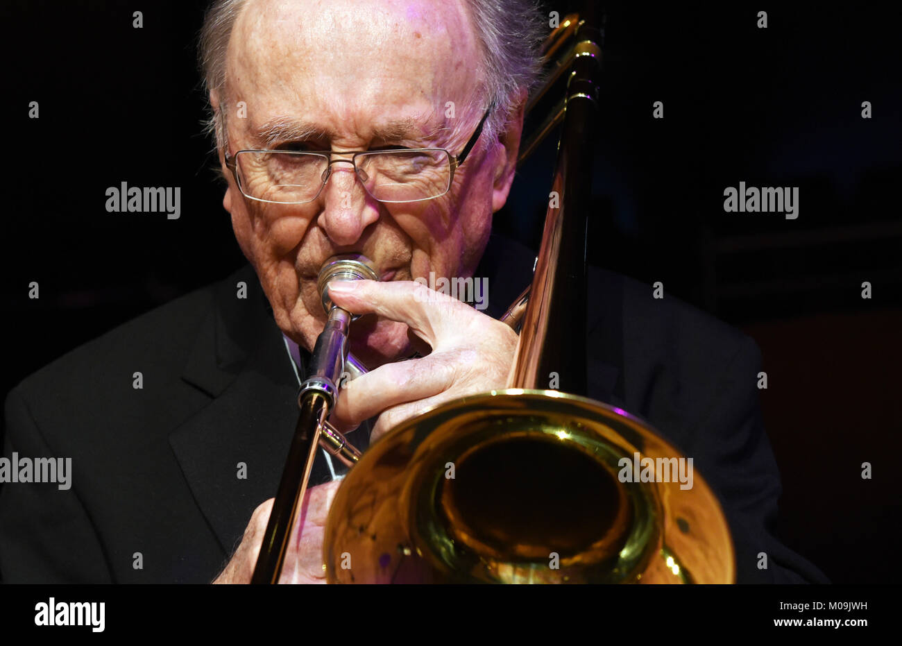 Duesseldorf, Germany. 18th Jan, 2018. British jazz musician Chris ...