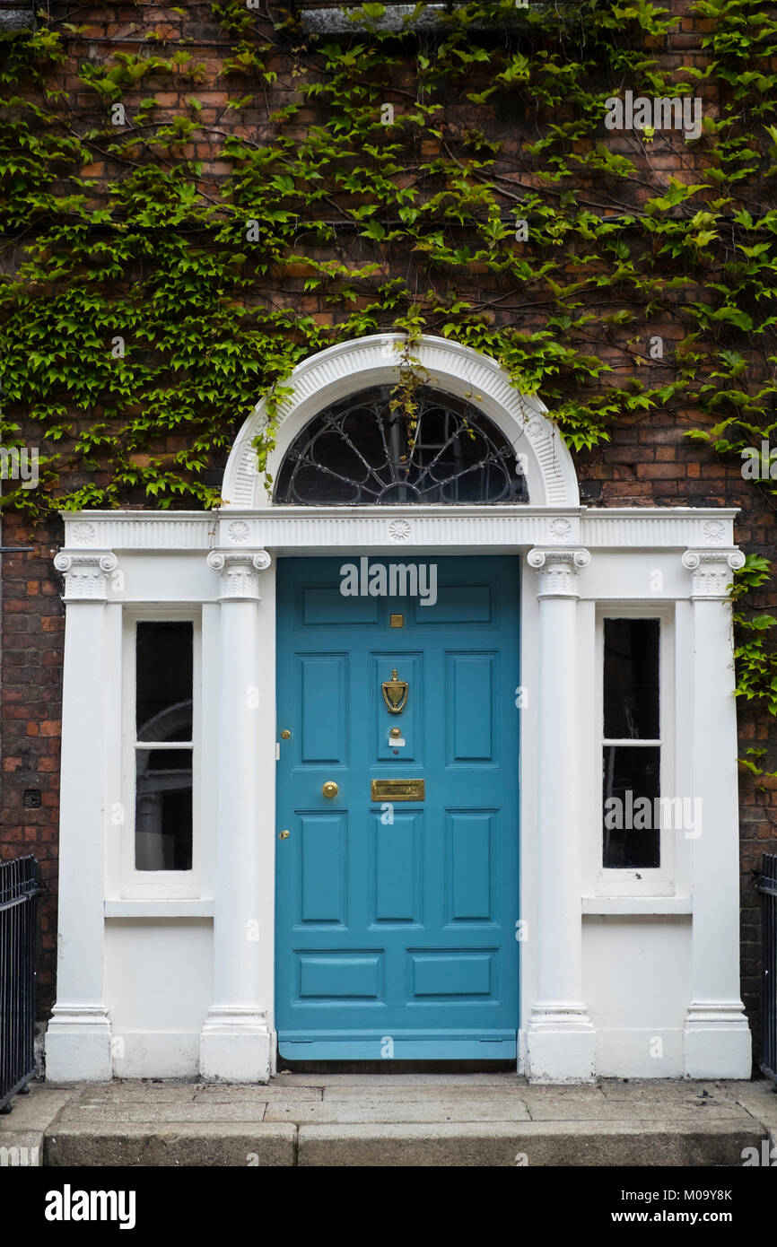 blue door, Dublin, Ireland Stock Photo - Alamy