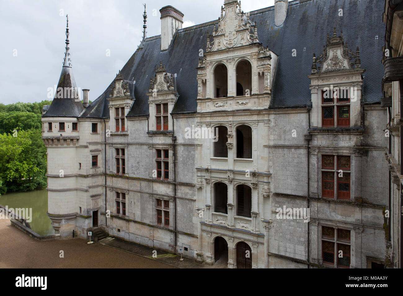 Azay-le-Rideau castle in the Loire Valley, France Stock Photo - Alamy