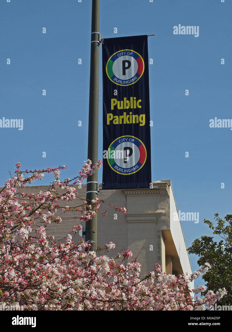public parking banner, in Burlingame, California, USA Stock Photo - Alamy
