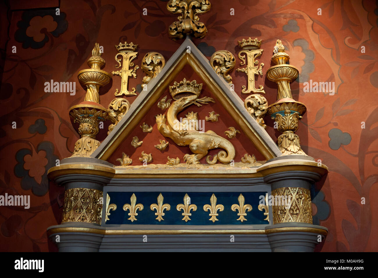 Salamander of francis i hi-res stock photography and images - Alamy