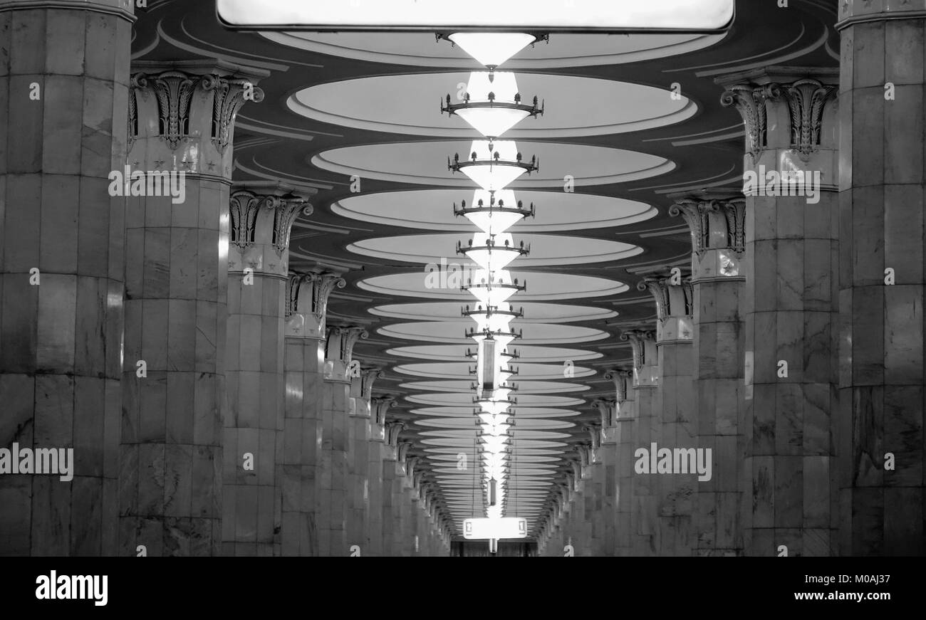 Lights on ceiling of an ancient palace. Black and white Stock Photo - Alamy