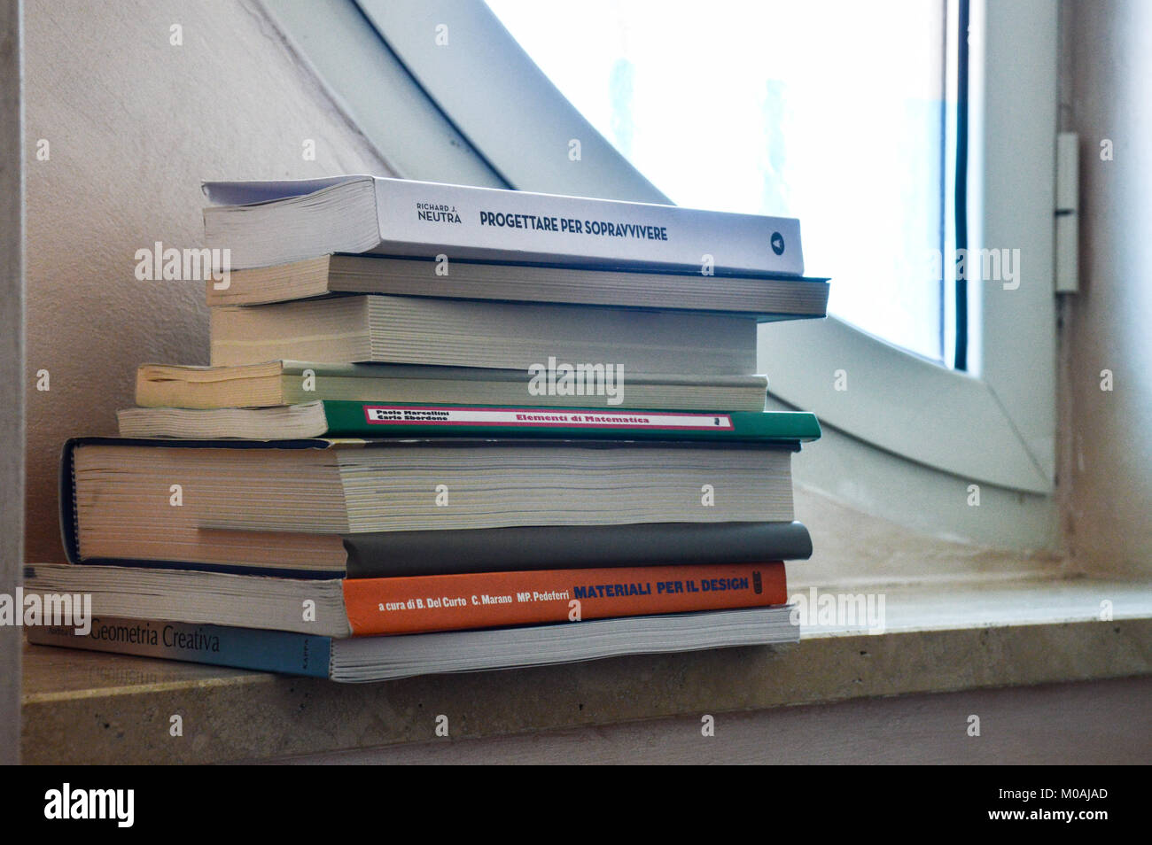 books waiting for Stock Photo - Alamy