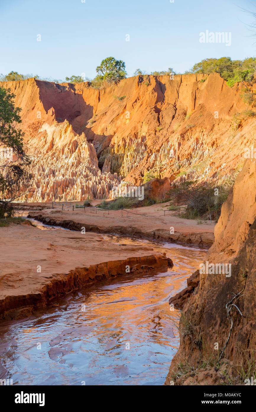 Red limestone formation tsingy madagascar hi-res stock photography and ...