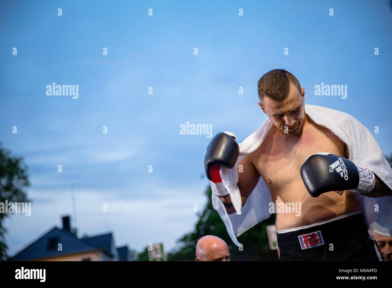 Is in norway to meet the press hi-res stock photography and images - Alamy