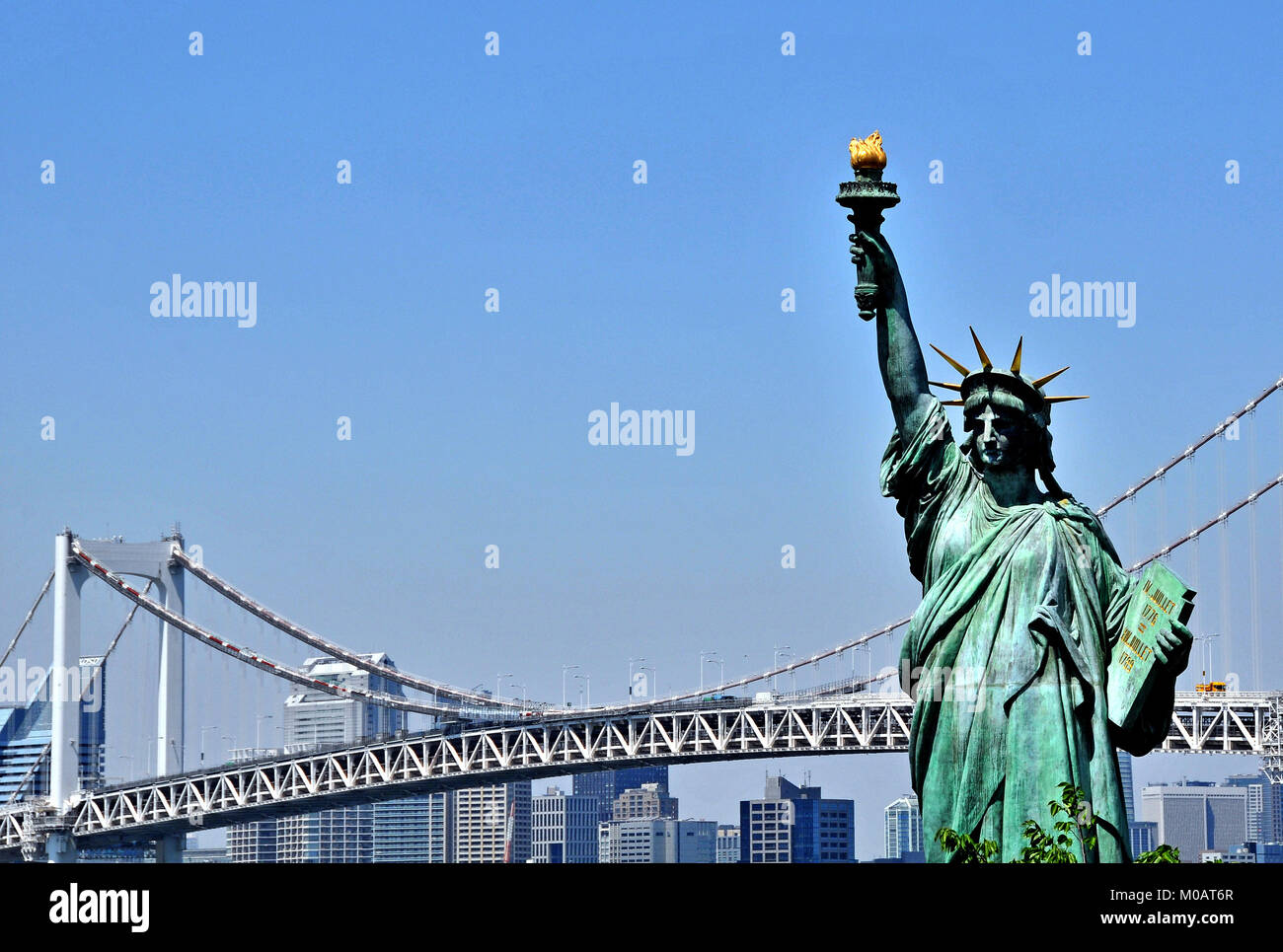 Statue of liberty odaiba tokyo hi-res stock photography and images - Alamy