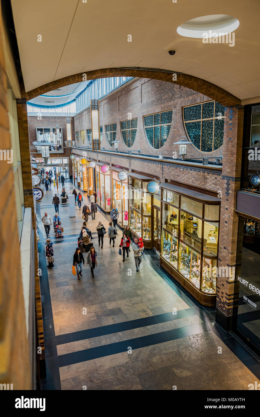 Touchwood shopping centre solihull west hi-res stock photography and ...