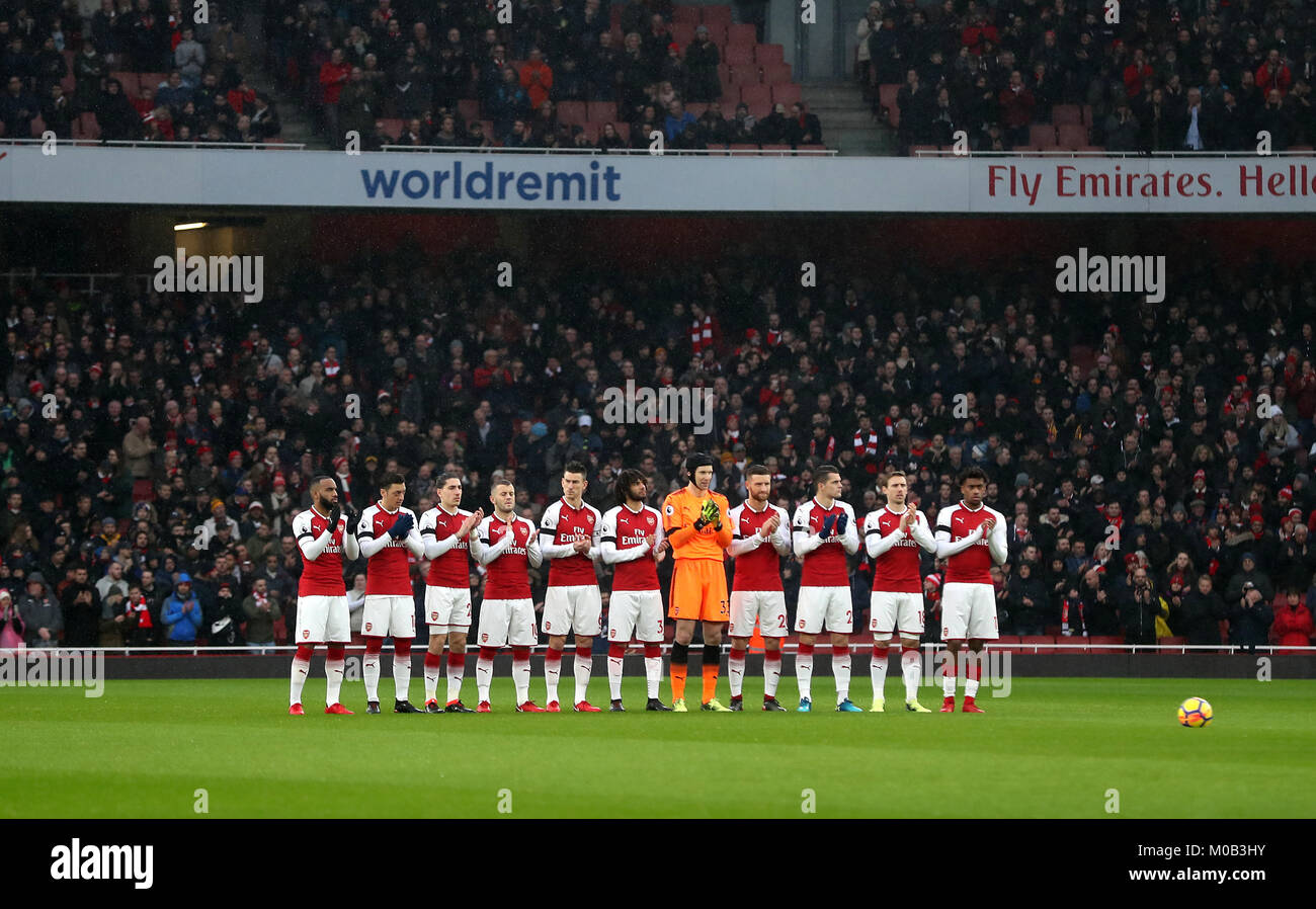 Arsenal players stand for a minutes applause in memory of the late ...