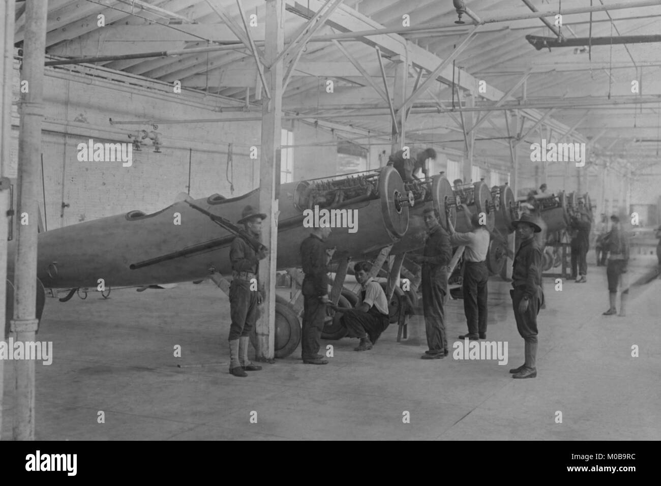 Aircraft assembly line hi-res stock photography and images - Alamy