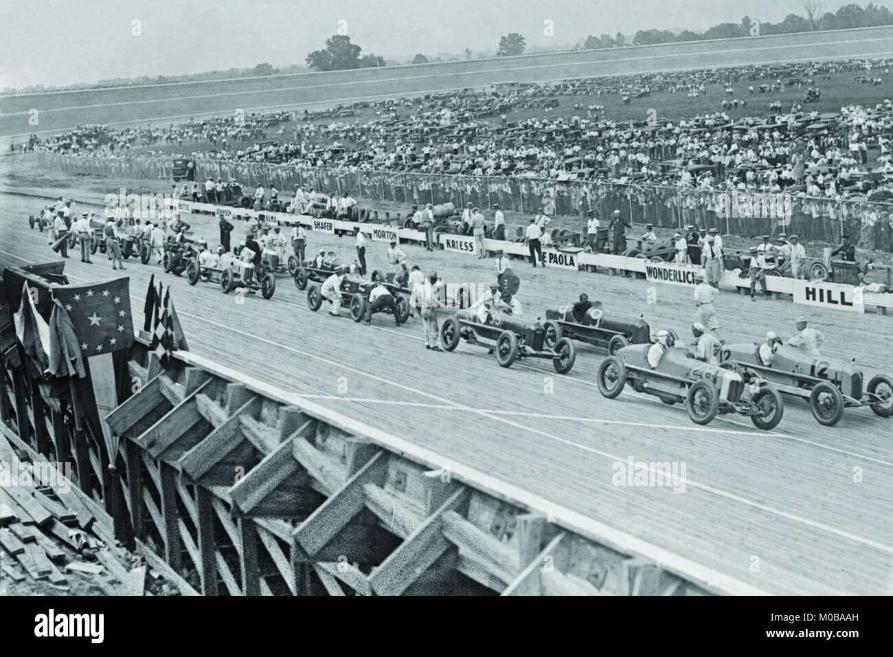 Auto racers speedway line hi-res stock photography and images - Alamy