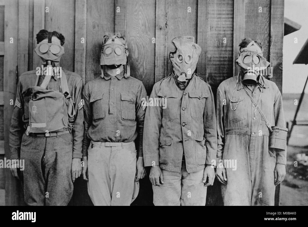 French gas mask hi-res stock photography and images - Alamy