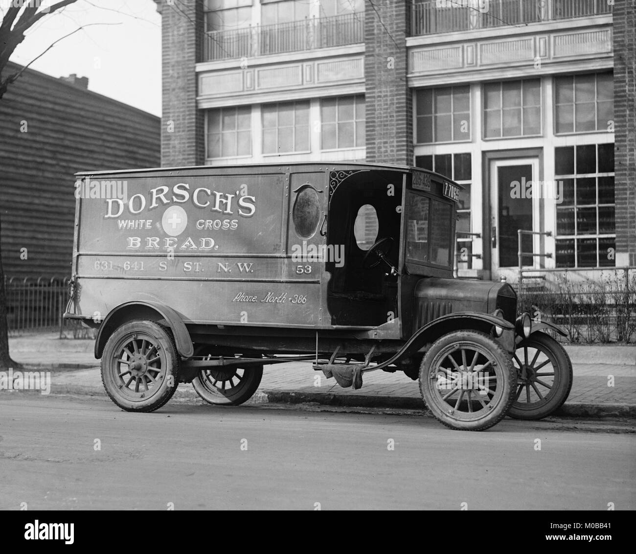 Pie pies Black and White Stock Photos & Images - Alamy