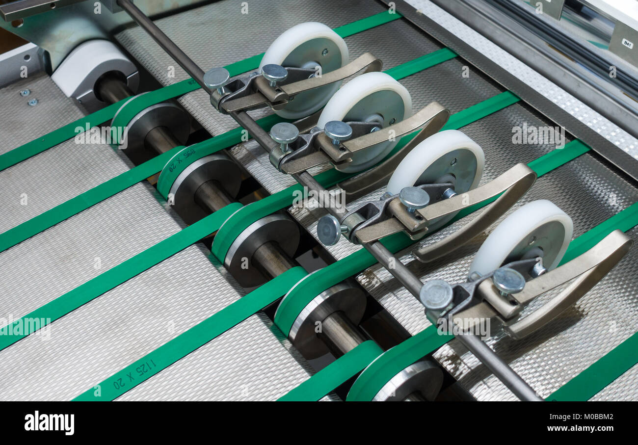 Folding sheet metal tools hi-res stock photography and images - Alamy