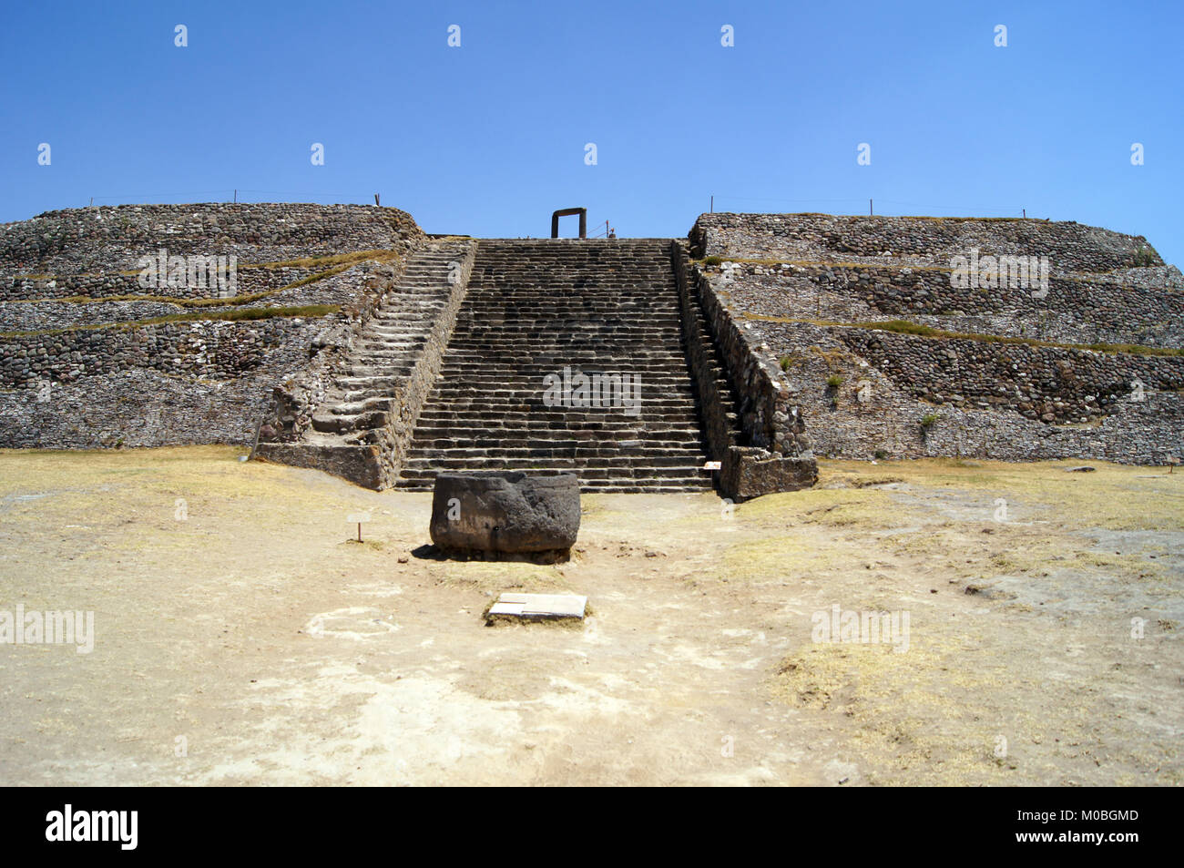 Piramid tourist hi-res stock photography and images - Alamy