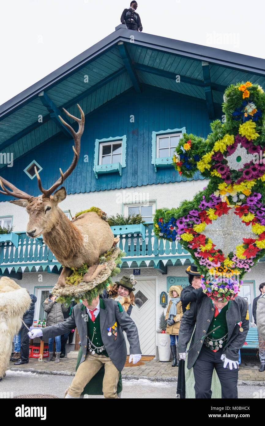 Bad Hofgastein: Perchtenlauf (Percht Perchten mask procession ...