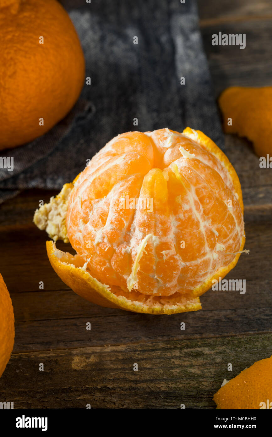 Fresh Raw Sumo Oranges Ready to Eat Stock Photo - Alamy