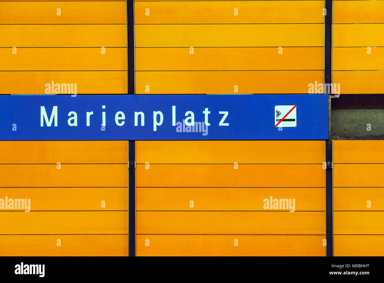 Traffic signs munich hi-res stock photography and images - Alamy