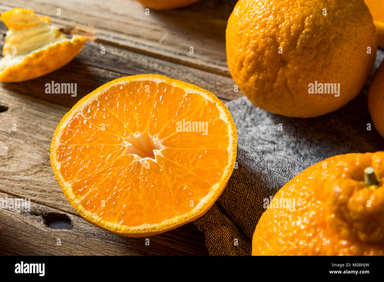 Sumos hi-res stock photography and images - Alamy