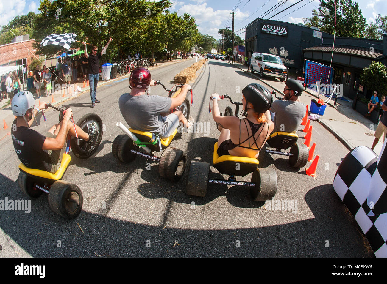 Atlanta, GA, USA - September 23, 2017: People race each other on adult ...
