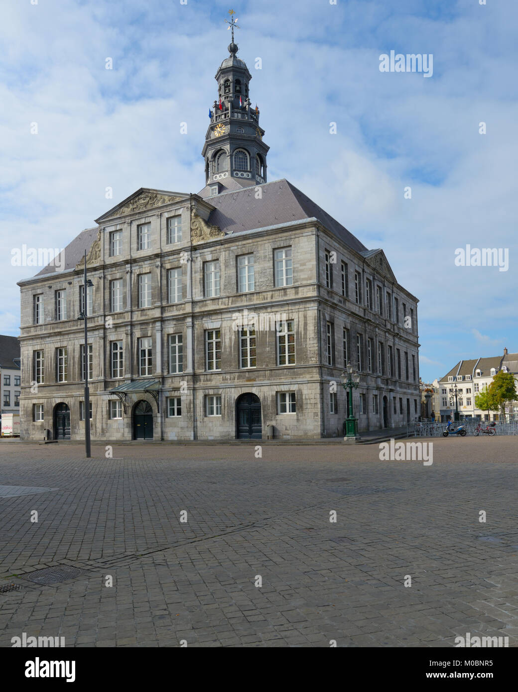 Netherlands maastricht market square hi-res stock photography and ...