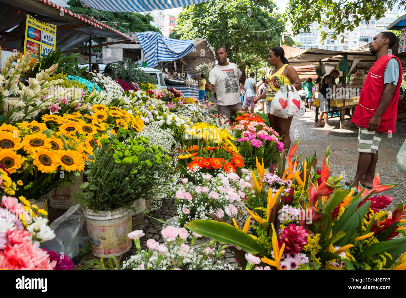 Ipanema shopping street rio de hi-res stock photography and images - Alamy