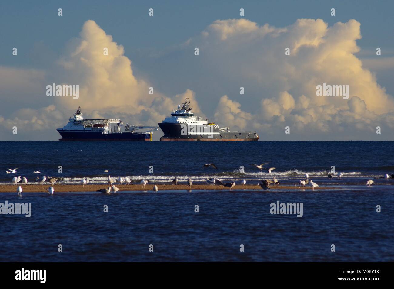 Offshore sand bar hi-res stock photography and images - Alamy