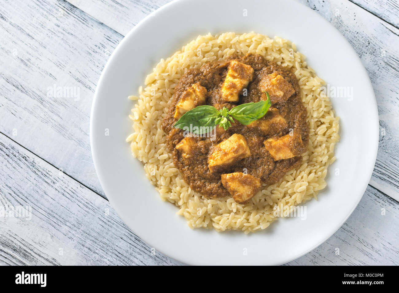 Korma sauce hi-res stock photography and images - Alamy