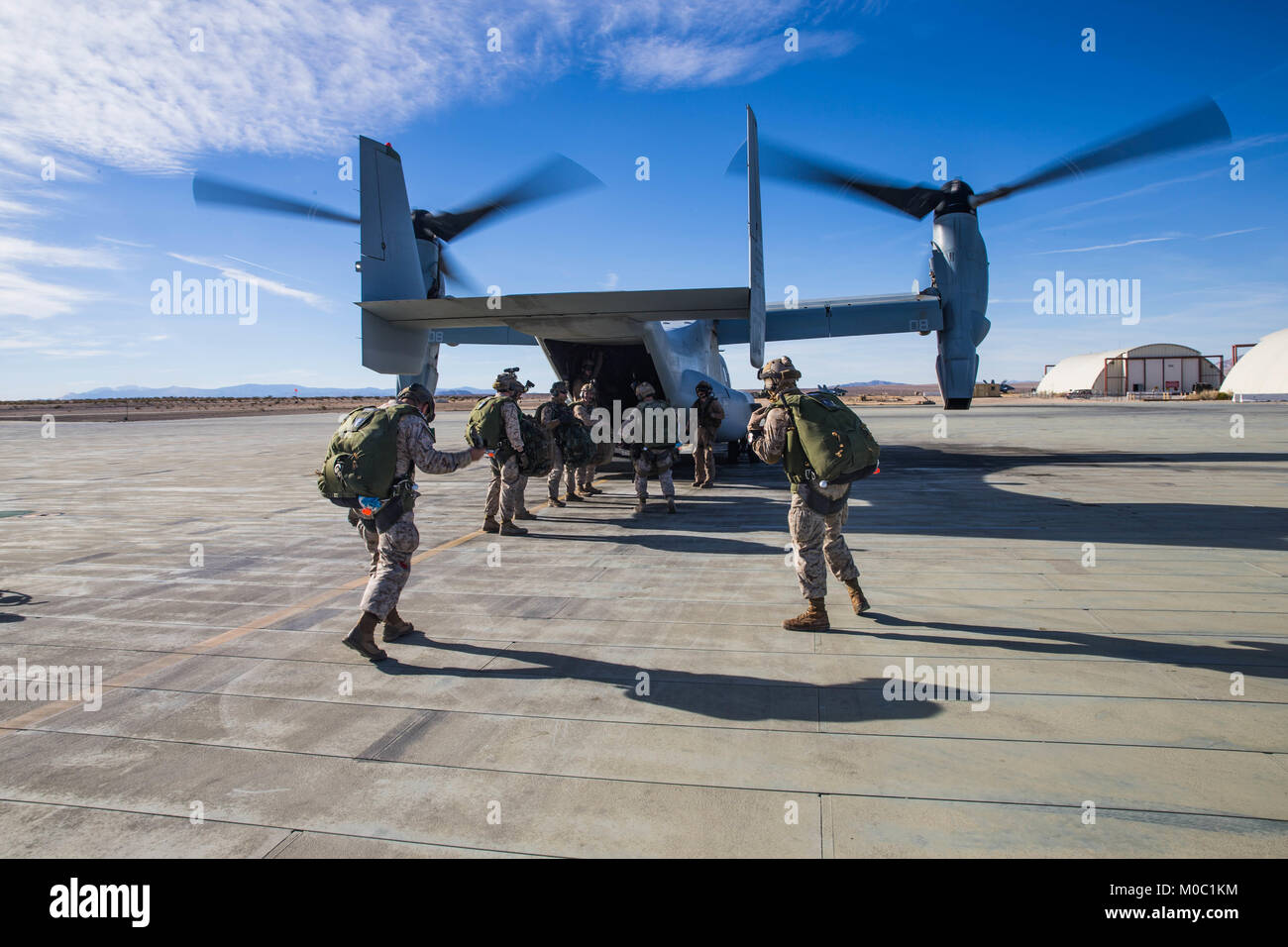 Marines with 3rd Reconnaissance Battalion, 3rd Marine Division, 3rd ...