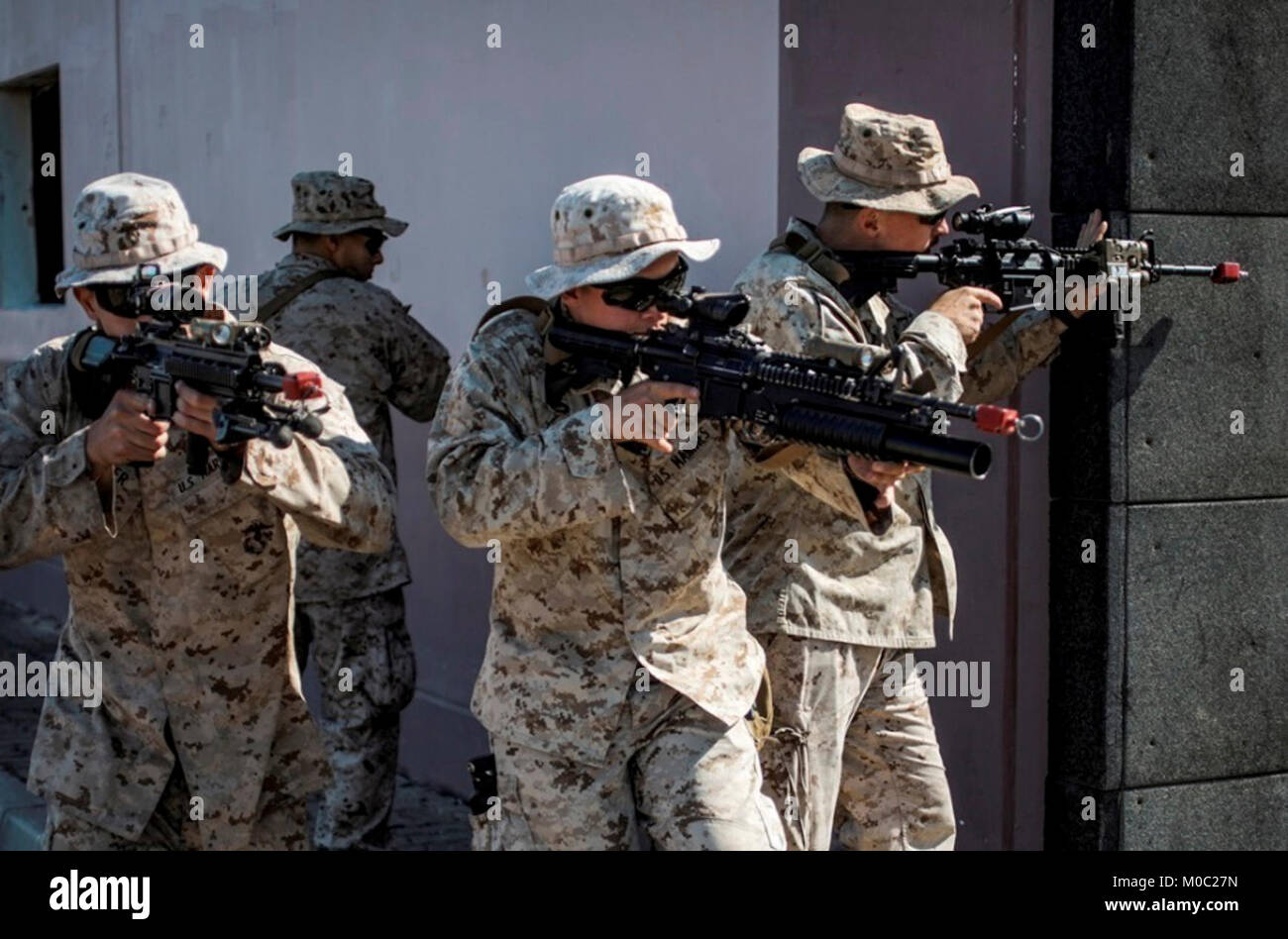 U.S. 5TH FLEET AREA OF OPERATIONS (Jan. 11, 2018) U.S. Marines with 1st ...