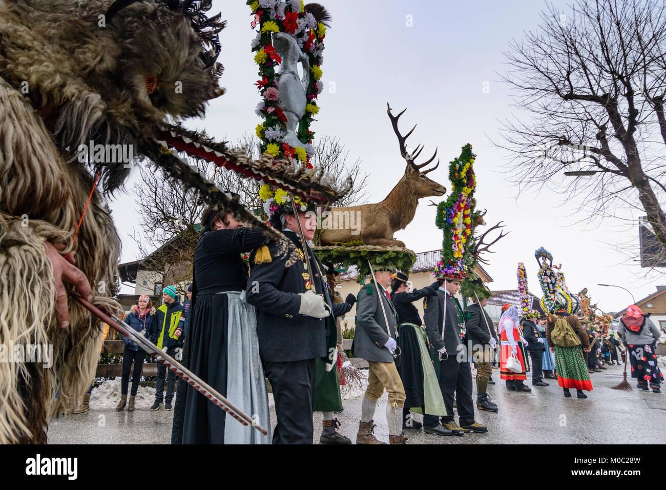Bad Hofgastein: Perchtenlauf (Percht Perchten mask procession ...