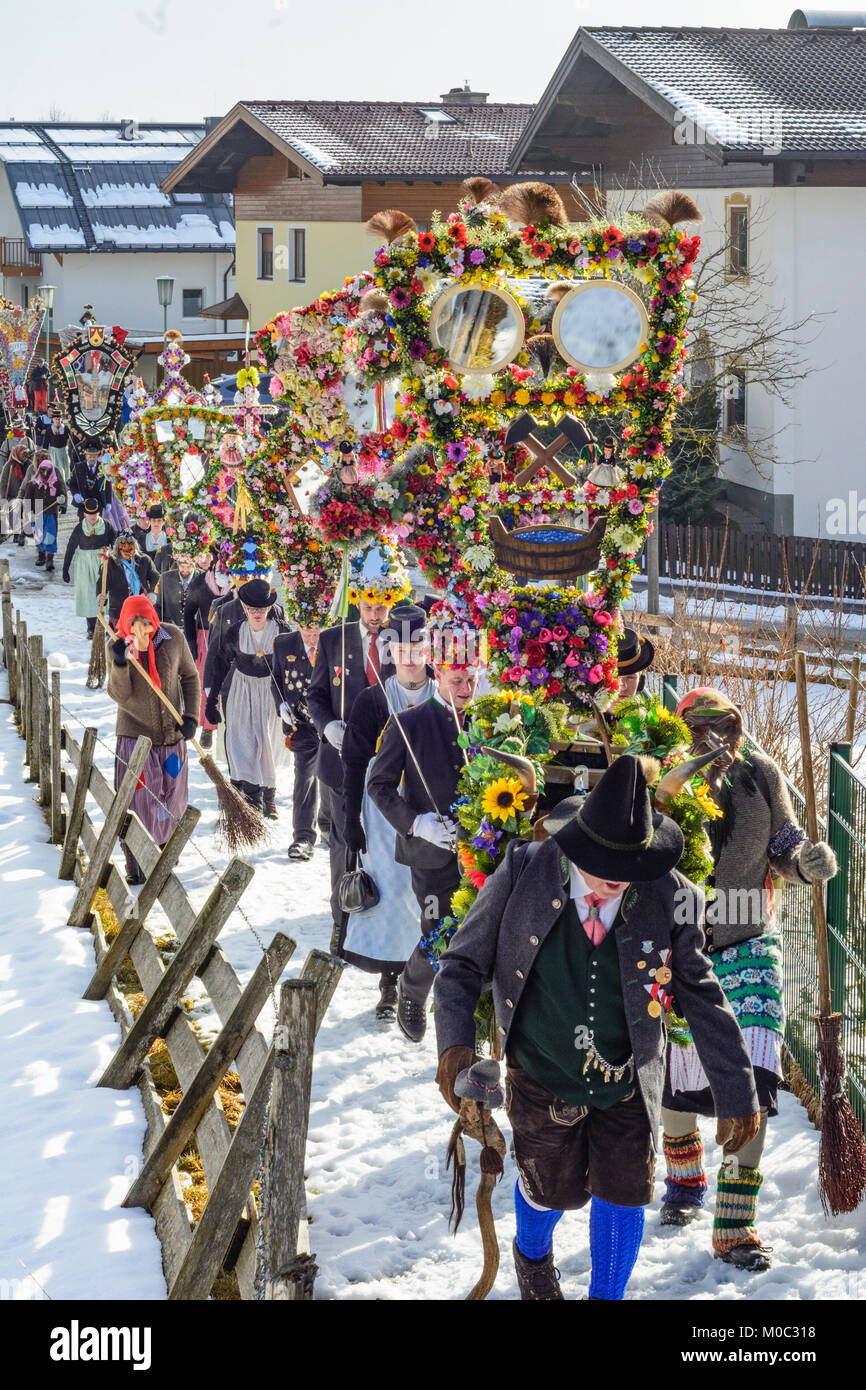 Bad Hofgastein: Perchtenlauf (Percht Perchten mask procession ...