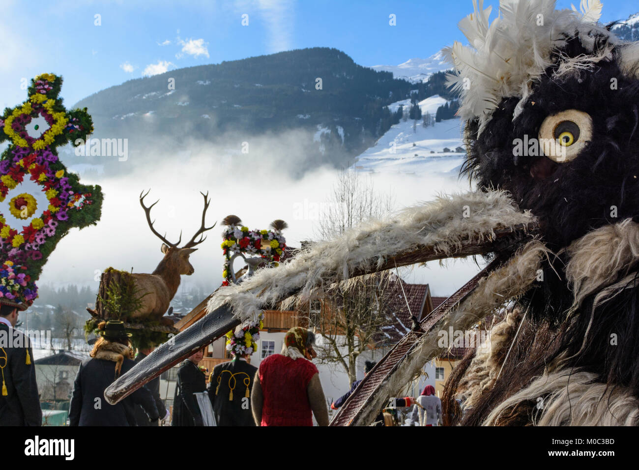 Bad Hofgastein: Perchtenlauf (Percht Perchten mask procession ...