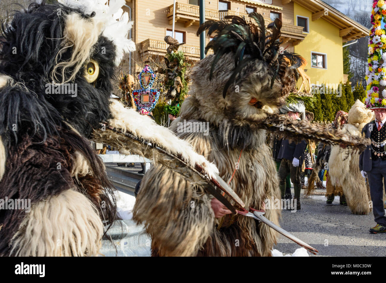 Bad Hofgastein: Perchtenlauf (Percht Perchten mask procession ...