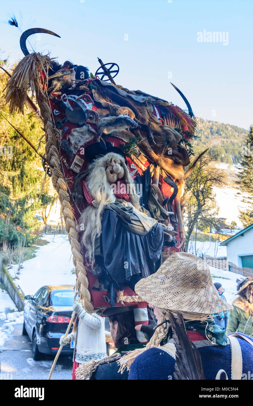 Bad Hofgastein: Perchtenlauf (Percht Perchten mask procession ...